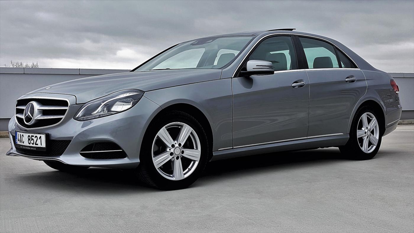 Mercedes-Benz E (W212) – princezna se zlatou hvězdou na přídi